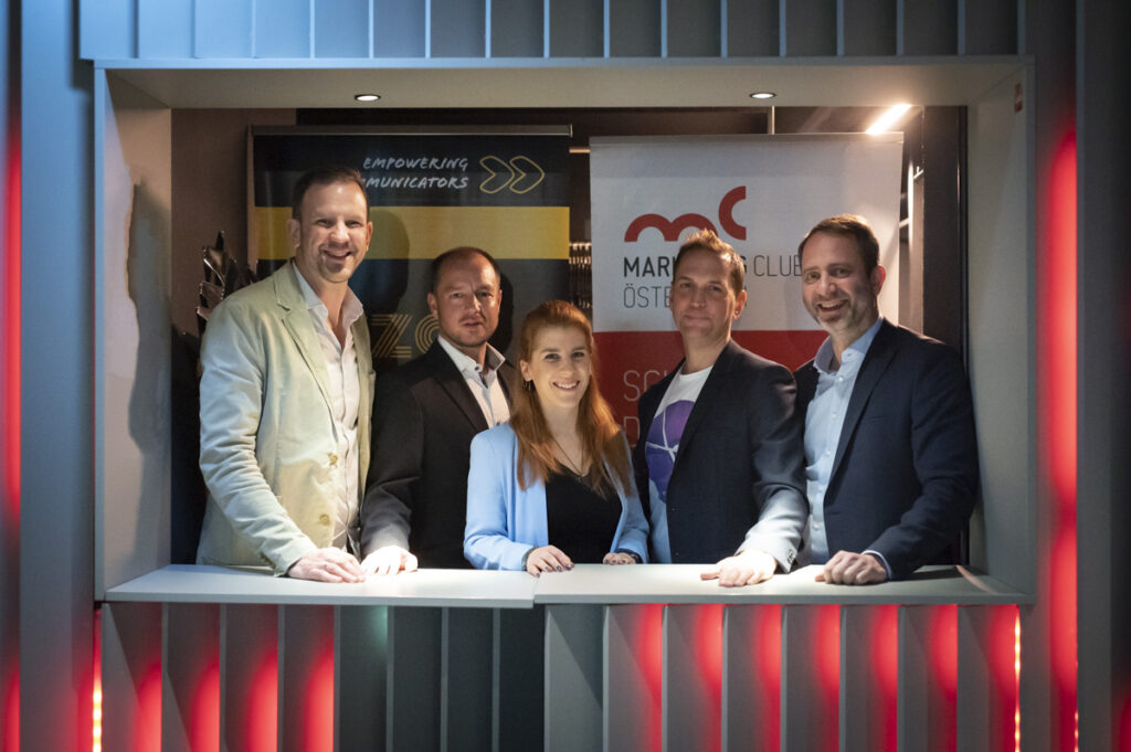 Pizza, Party, PR, People! im März - OBSERVER